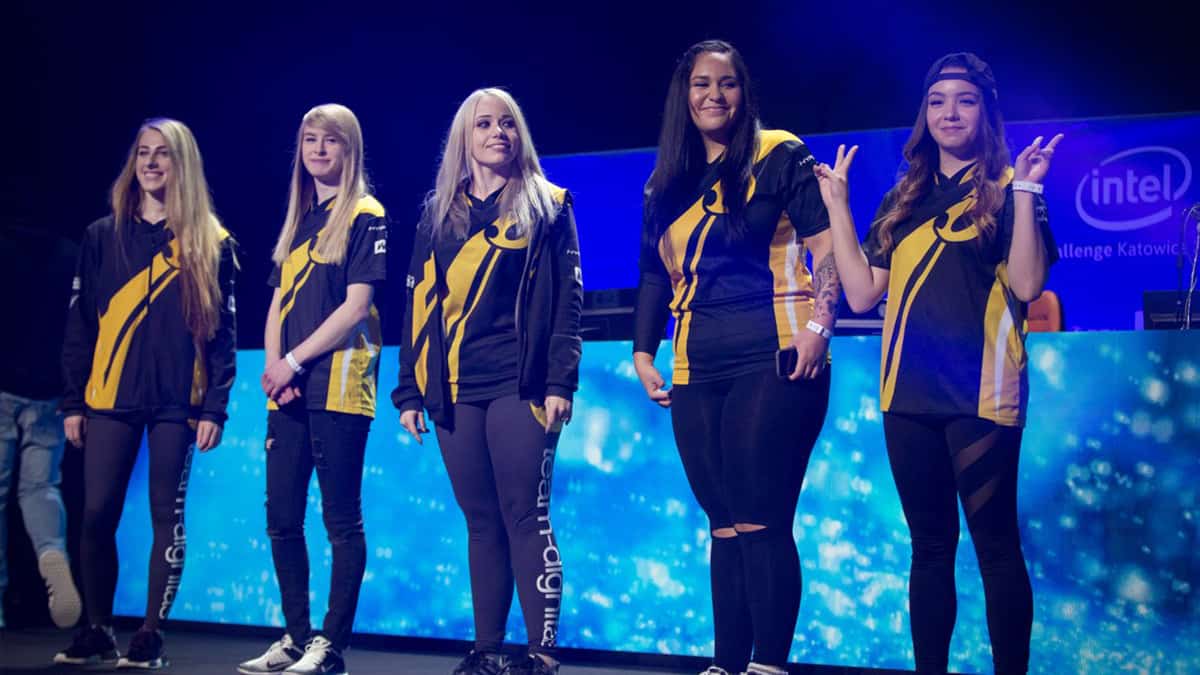 Top Female eSports Teams Inspiring Girl Gamers – VGCD Academy